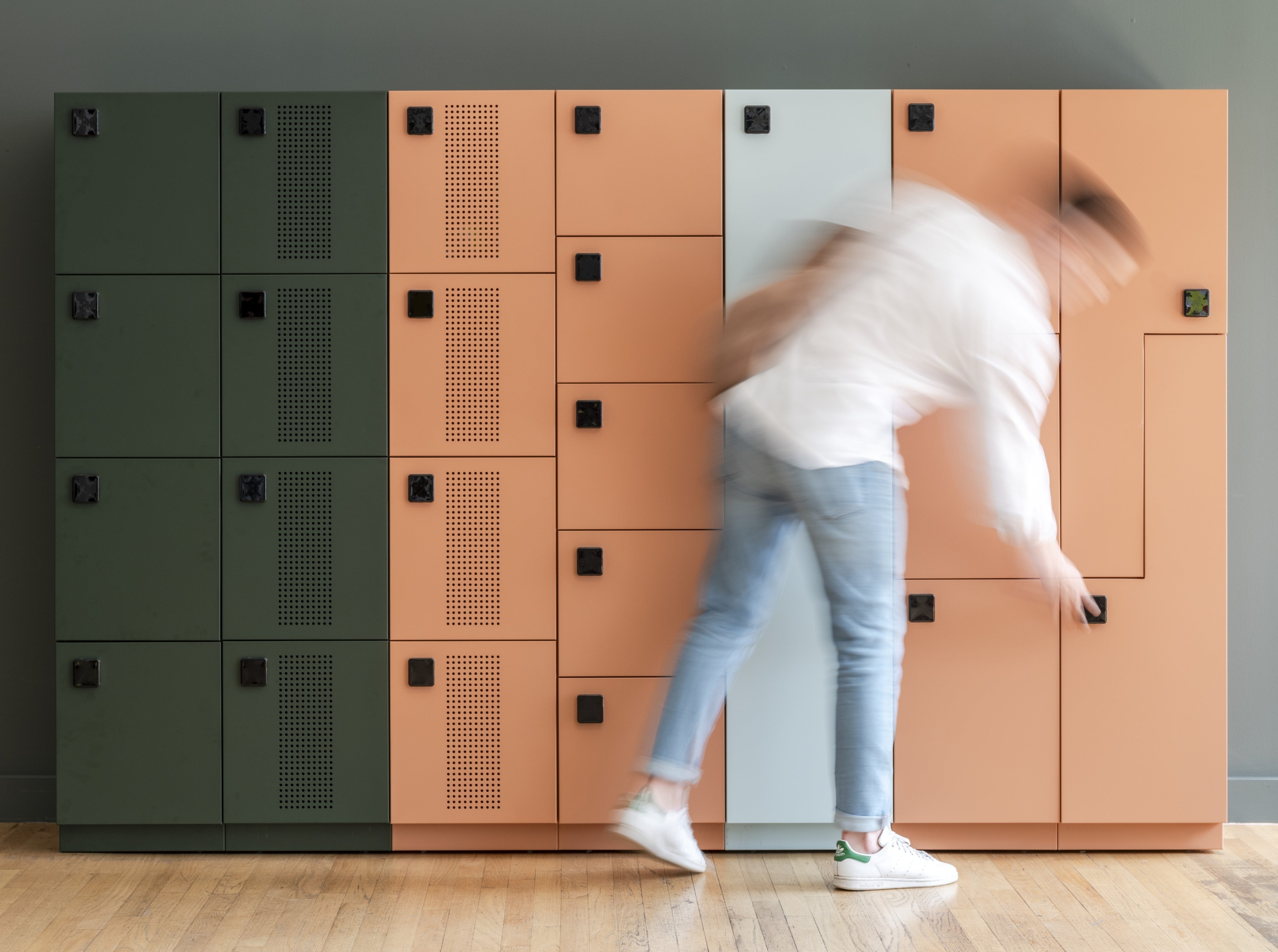 Smart Lockers - Heartwork Inc